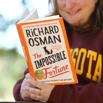 An Archive Of Romance: A Study In Drowning Novella | U of M Bookstores